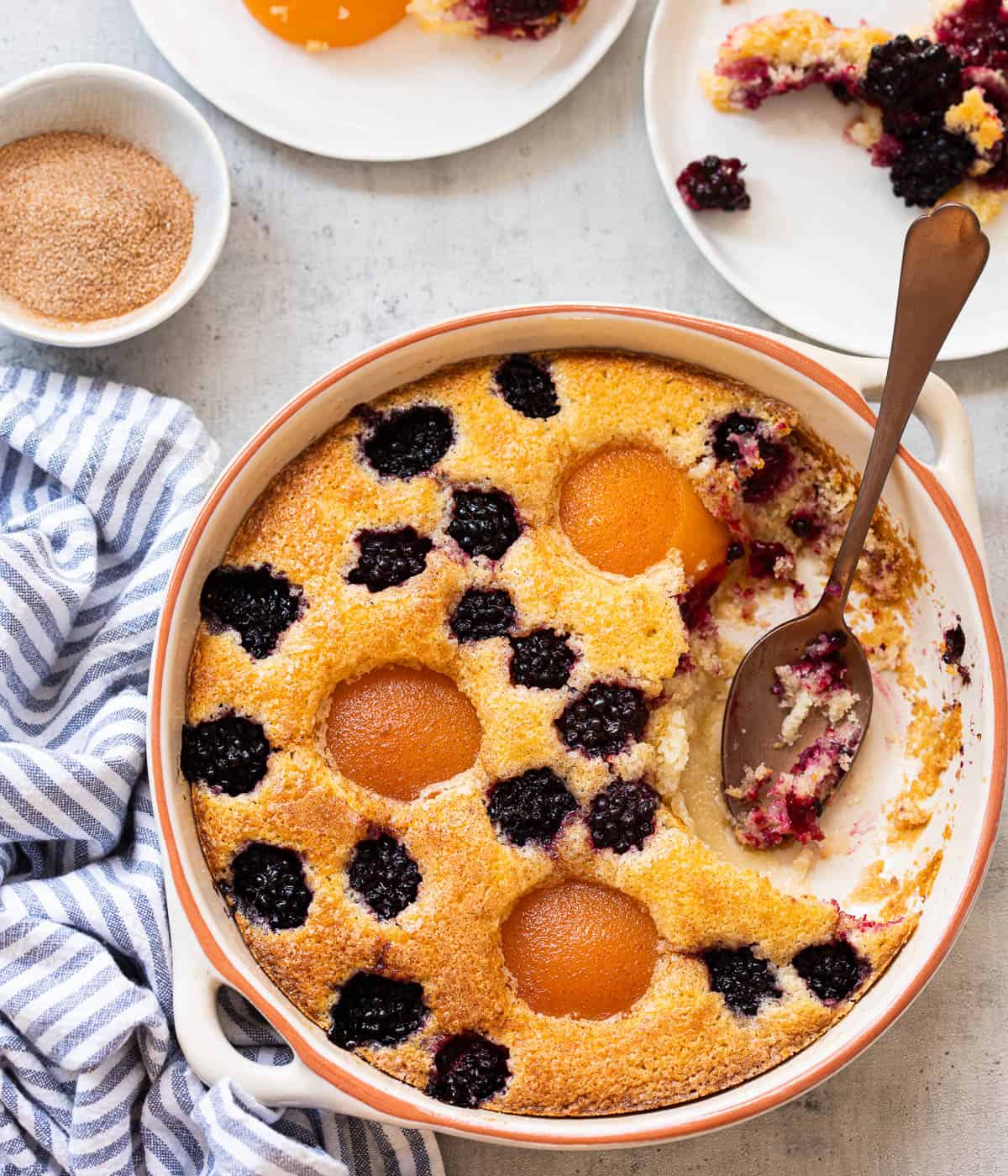 Perzik bramen cobbler : een zomers toetje | Miljuschka