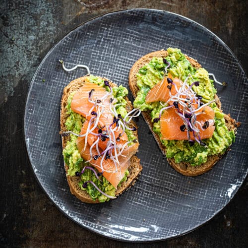 Sandwich met avocado en zalm - Miljuschka